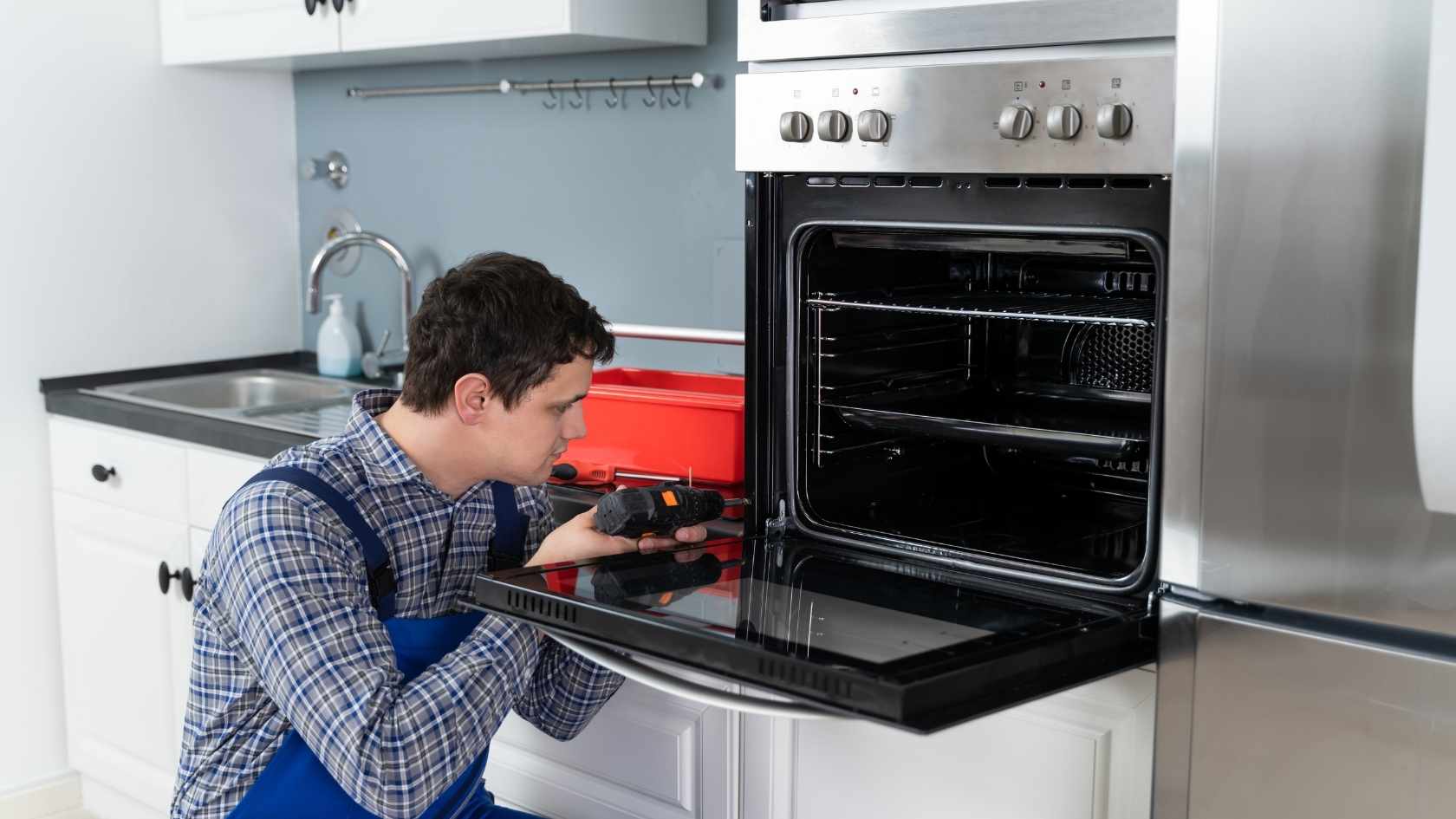 GE Cafe vs GE Monogram Oven: Delving Into the Differences, Pros & Cons ...
